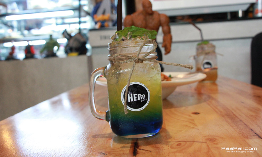 พักทานของหวานกับเหล่าบรรดาซุปเปอร์ฮีโร่ที่ "The Hero Cafe" | PaaPaii.com